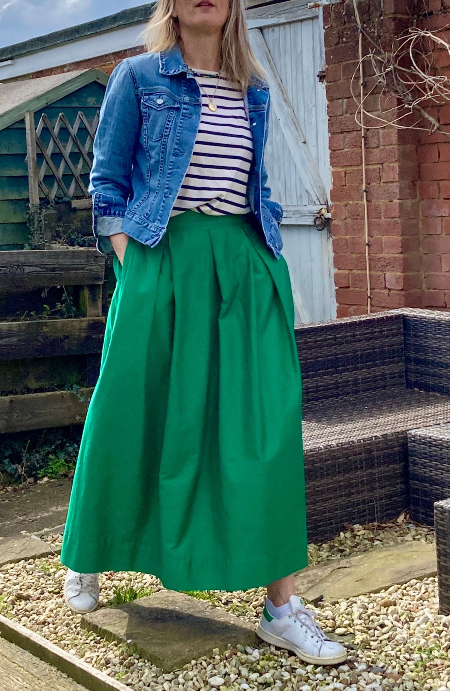 Diane full volume skirt in Emerald – Colour Story